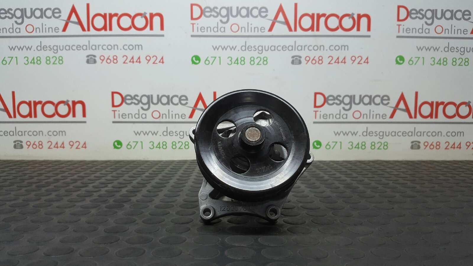 12681171 POMPE À EAU / 545297251 / 12642753003 / 425507 POUR OPEL ASTRA ...